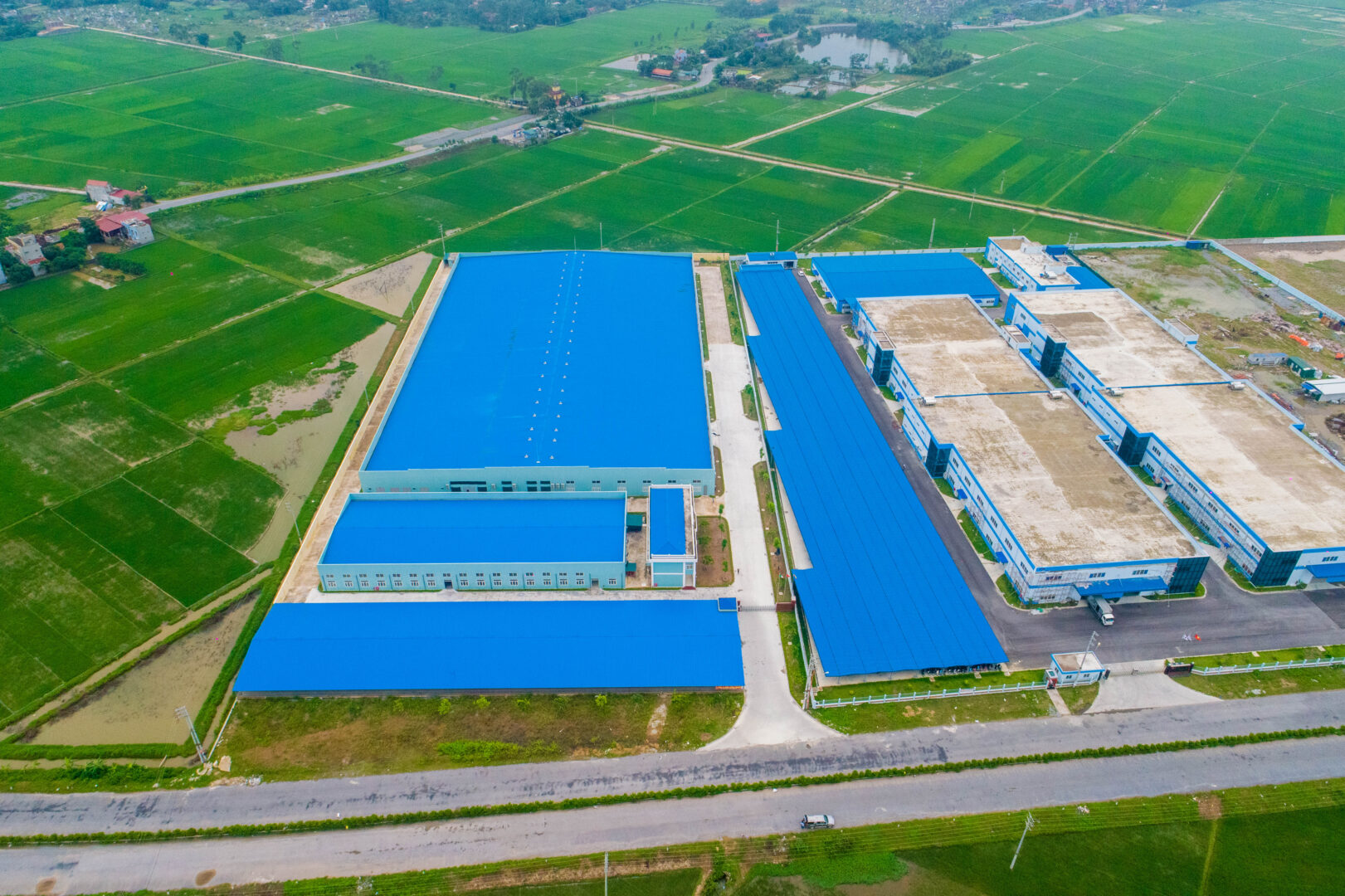 Nhà máy sản xuất hàng dệt may xuất khẩu Fabi Secret - Thép minh cường